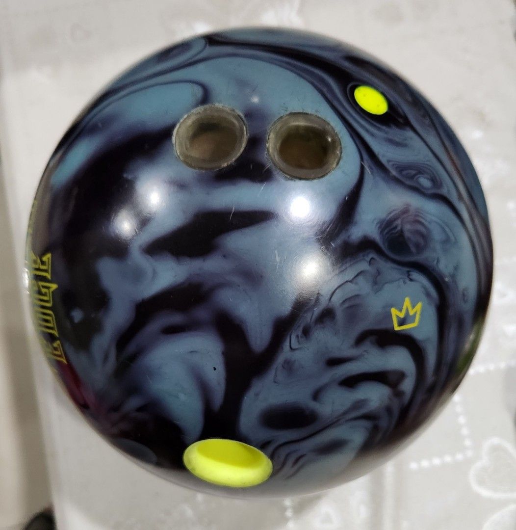 Brunswick Jagged Edge Solid, Sports Equipment, Sports & Games ...