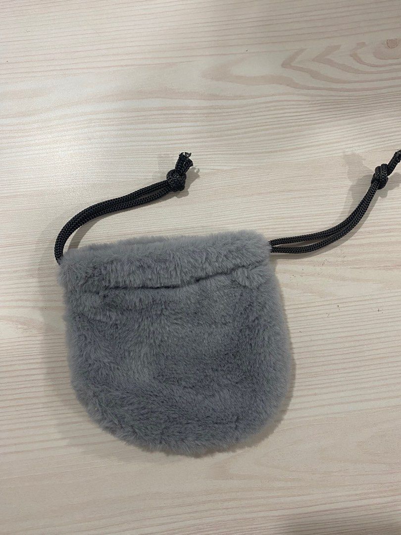 Bunny Pouch, Buku & Alat Tulis, Alat Tulis di Carousell