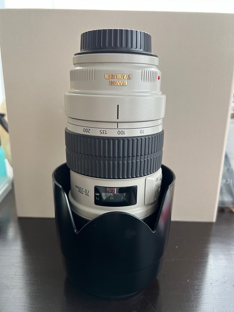 Canon EF 70-200 f/2.8 L IS USM, Photography, Lens & Kits on Carousell