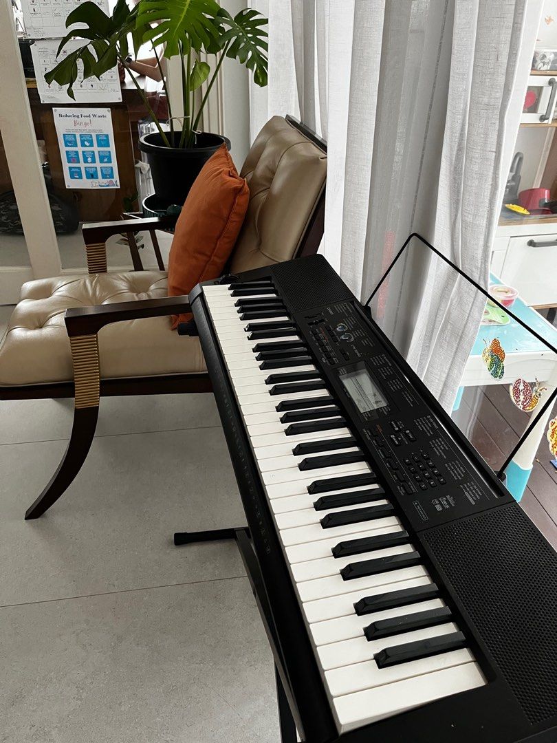 Casio keyboard 3200, Hobbies & Toys, Music & Media, Musical Instruments ...