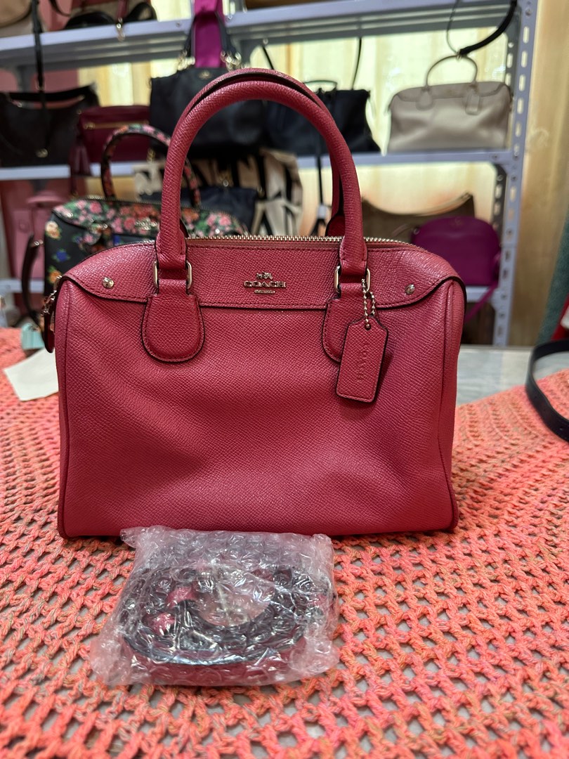 Coach benette, Luxury, Bags & Wallets on Carousell