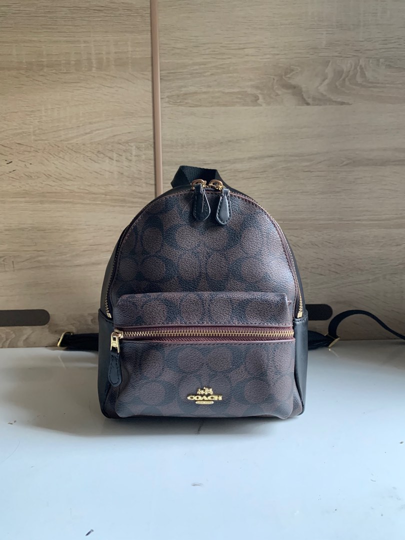 Coach mini charlie Backpack ransel signature, Fesyen Wanita, Tas ...