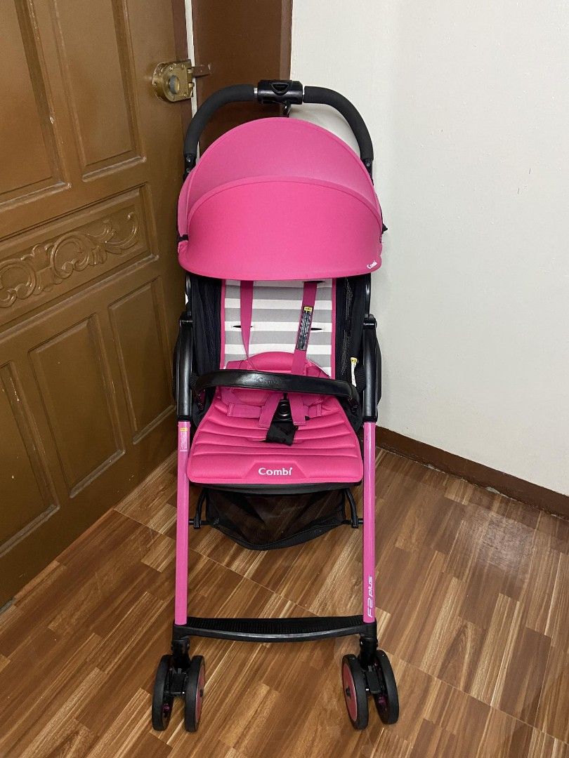 COMBI F2 PLUS STROLLER, Babies & Kids, Going Out, Strollers on Carousell