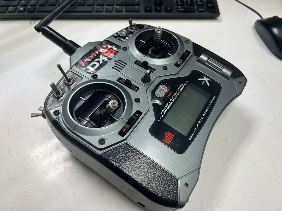 DX6i spectrum rc transmitter, Hobbies & Toys, Toys & Games on Carousell
