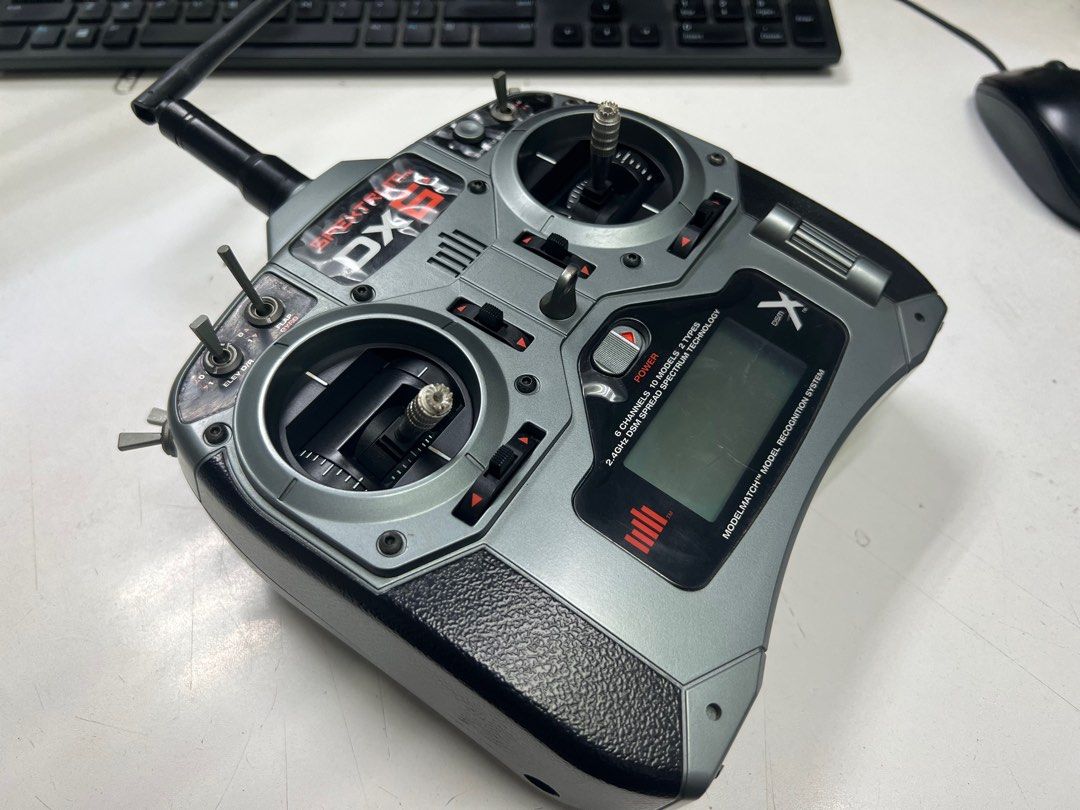 DX6i spectrum rc transmitter, Hobbies & Toys, Toys & Games on Carousell