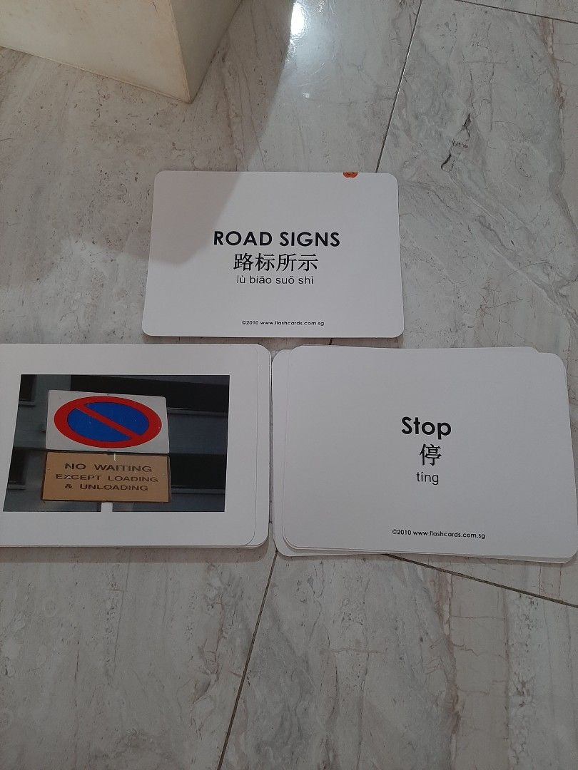 Flashcard road signs, Buku & Alat Tulis, Buku Anak-Anak di Carousell