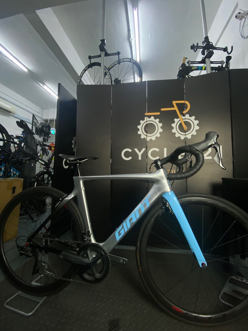 GIANT PROPEL ADVANCED PRO 2017 ROAD BIKE WITH SHIMANO 105 R7000 ...