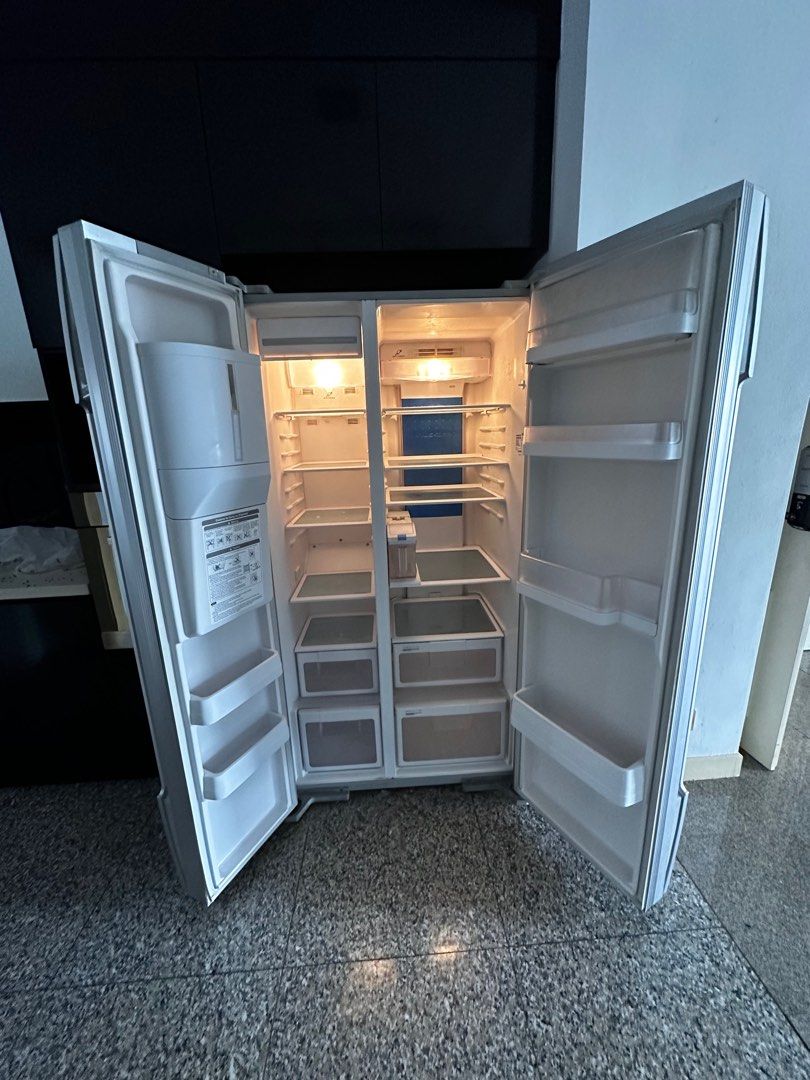 Hitachi fridge R-S700GMS , TV & Home Appliances, Kitchen Appliances, Refrigerators & Freezers on ...