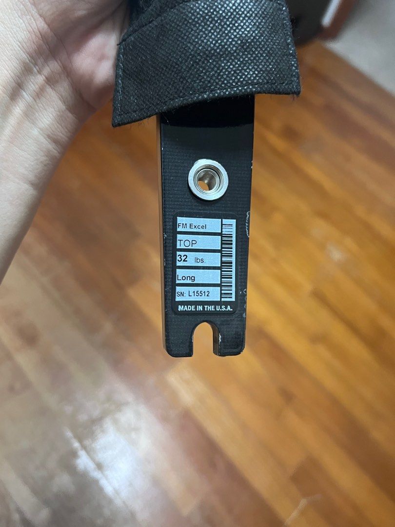 Hoyt RX riser + limbs (left hand) and sight, Sports Equipment, Other ...