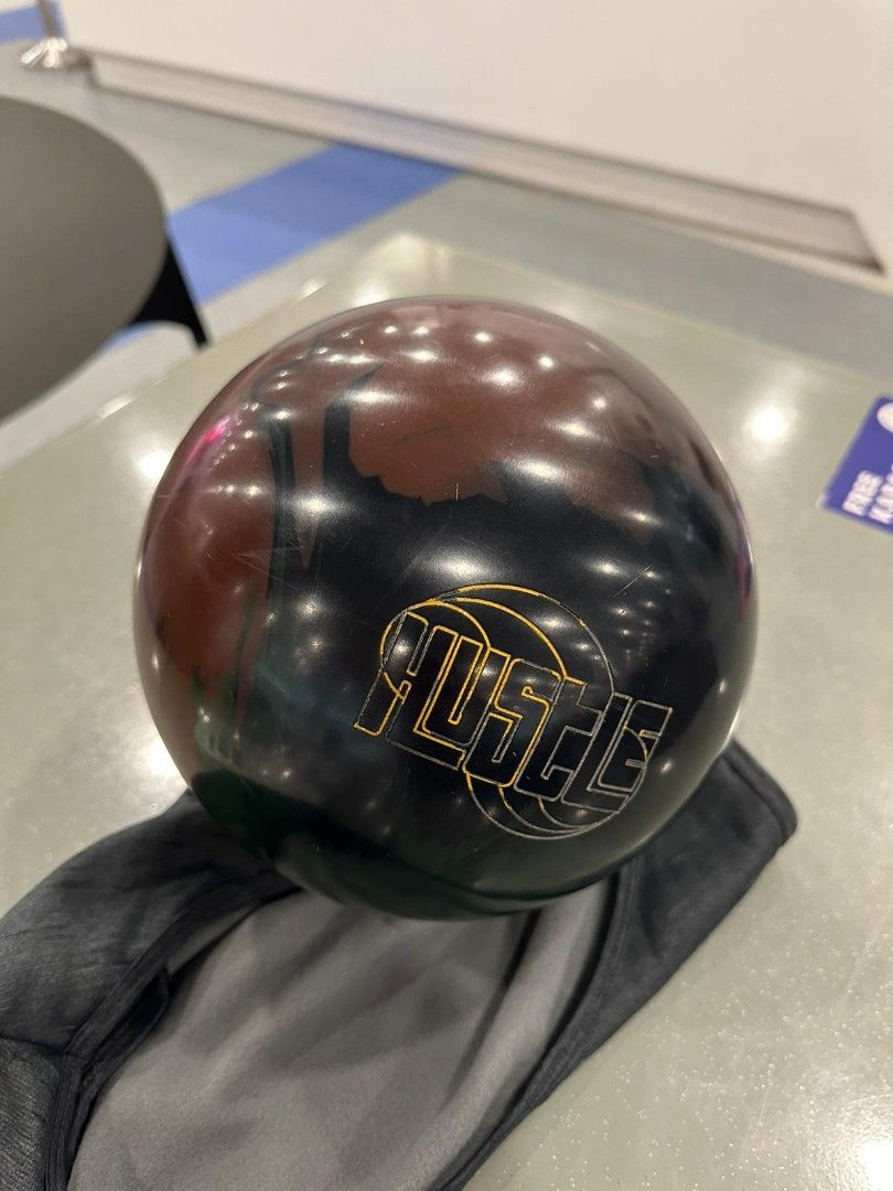 Hustle bowling ball, Sports Equipment, Sports & Games, Billiards ...