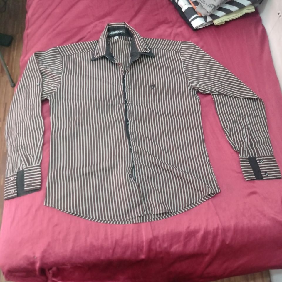 John Brian long sleeves business attire damit on Carousell