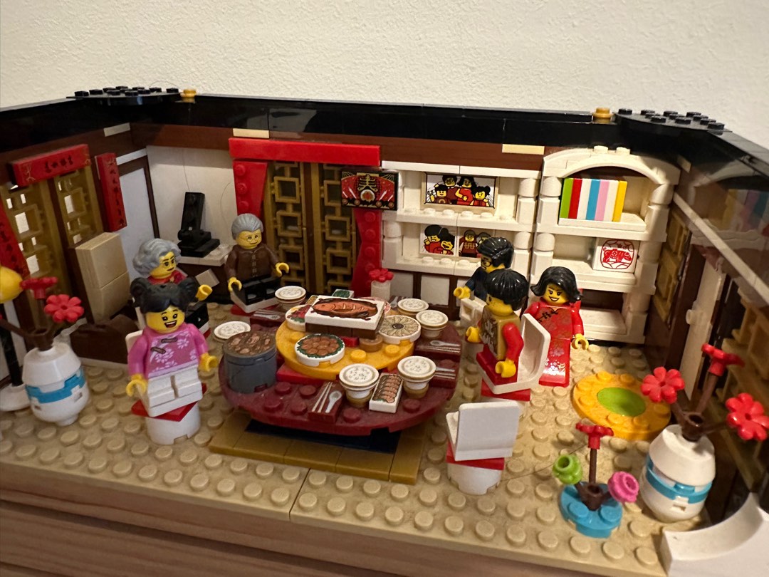 Lego - CNY Reunion Dinner, Hobbies & Toys, Toys & Games on Carousell