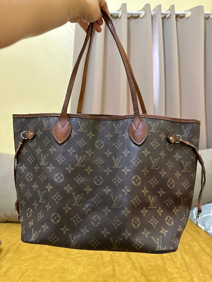 LV Neverfull, Luxury, Bags & Wallets on Carousell