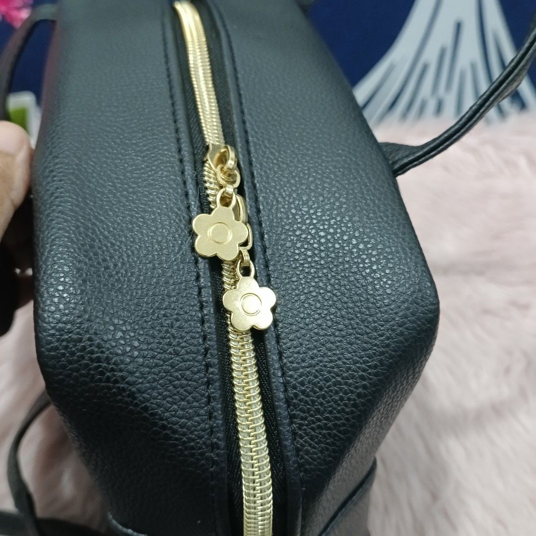 MARY QUANT TWO WAY BAG (JAPAN SOURCE), Women's Fashion, Bags & Wallets, Cross-body Bags on Carousell