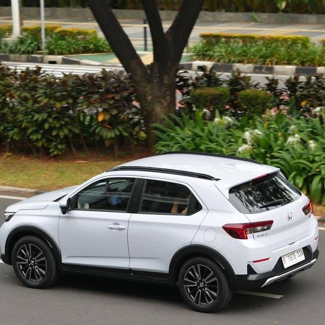 [MOBIL BARU] WR-V 1.5 RS CVT HS (2023), Mobil & Motor, Mobil untuk ...
