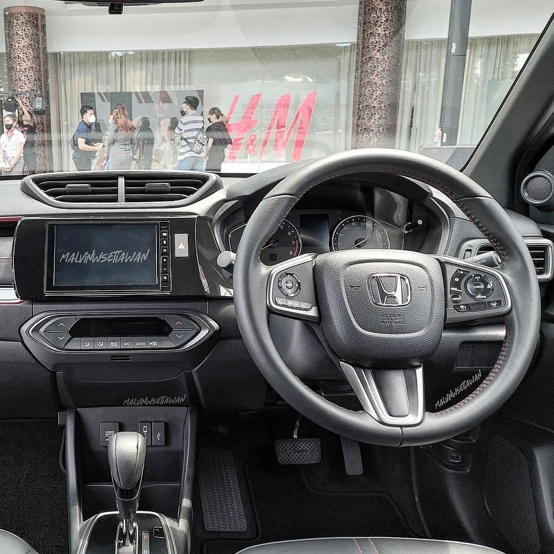 [MOBIL BARU] WR-V 1.5 RS CVT HS (2023), Mobil & Motor, Mobil untuk ...