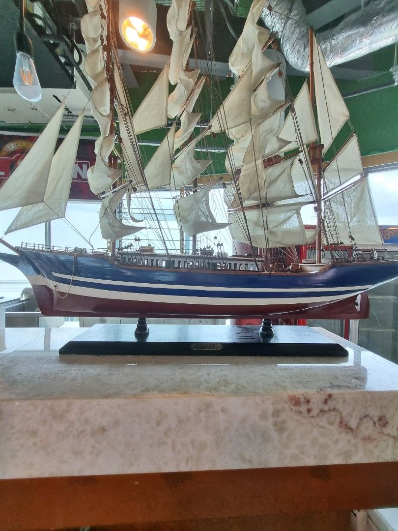 Model Ship "Wan Shang", Furniture & Home Living, Home Decor, Other Home ...