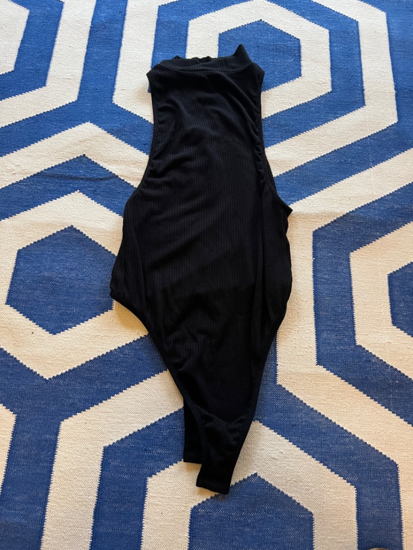 Nastygal body, Women's Fashion, Tops, Other Tops on Carousell