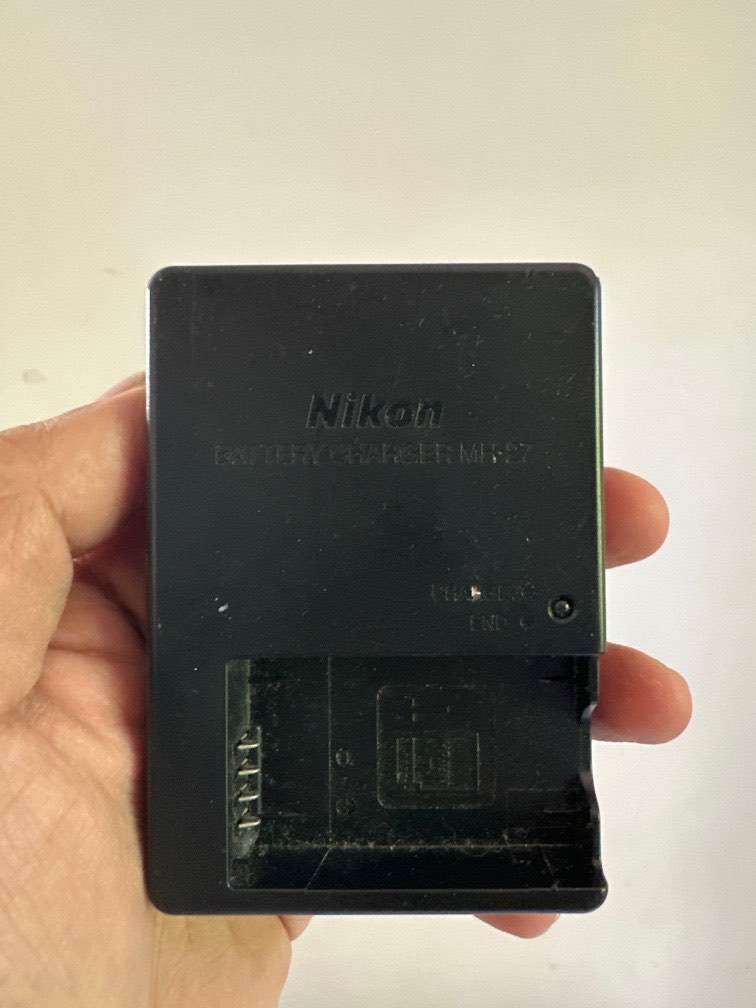NIKON BATTERY CHARGER, Photography, Photography Accessories, Batteries ...