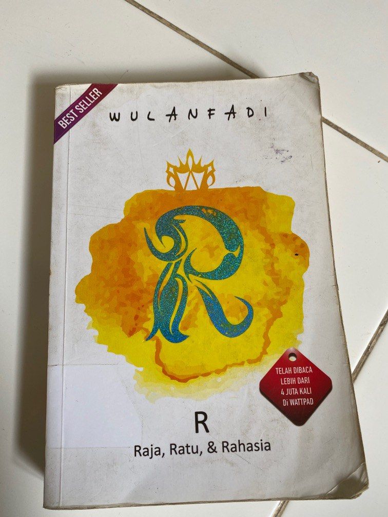 Novel buku raja ratu rahasia wulanfadi on Carousell Novel buku raja ratu rahasia wulanfadi on Carousell