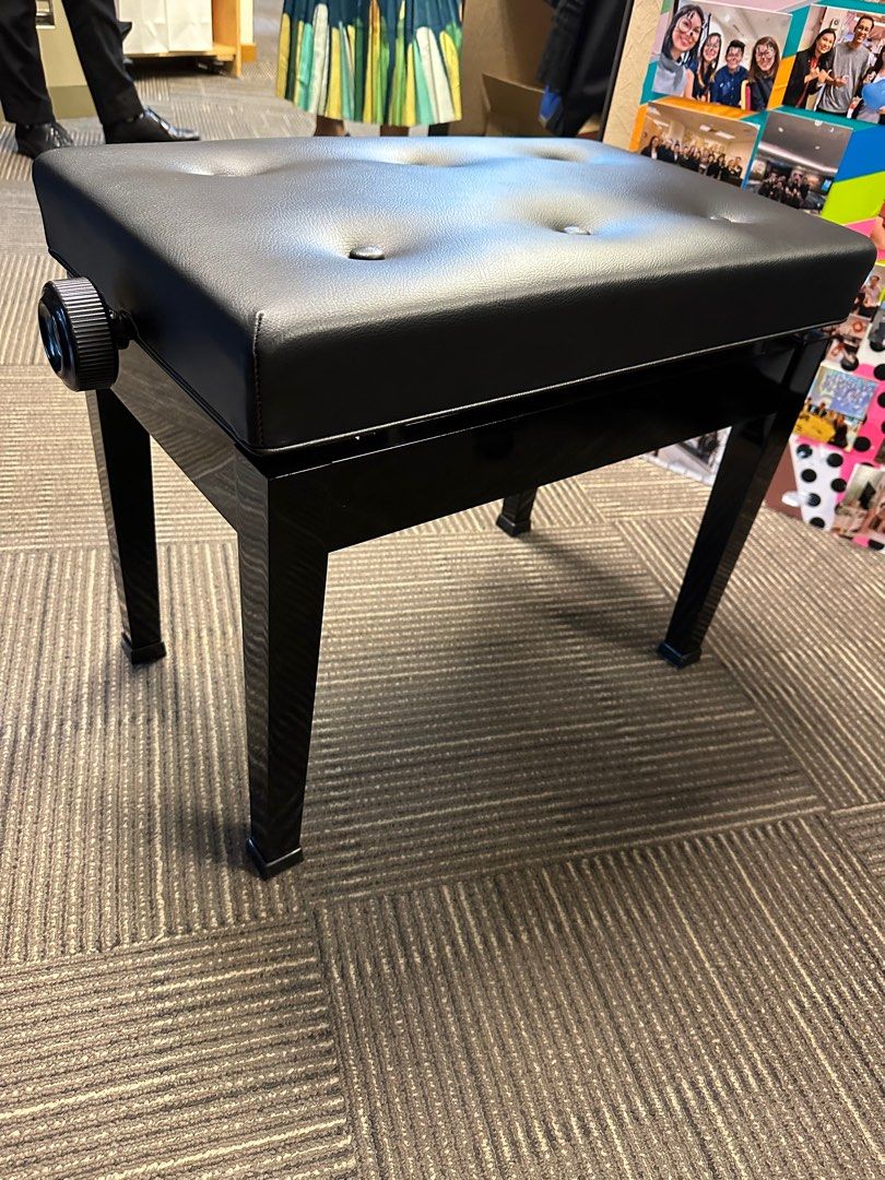 Piano chair, Hobbies & Toys, Music & Media, Music Accessories on Carousell