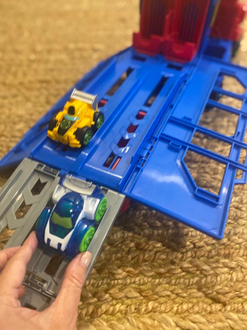 Playskool Heroes Transformers Rescue Bots Flip Racers Optimus Prime ...