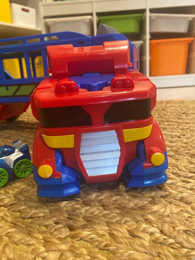 Playskool Heroes Transformers Rescue Bots Flip Racers Optimus Prime ...