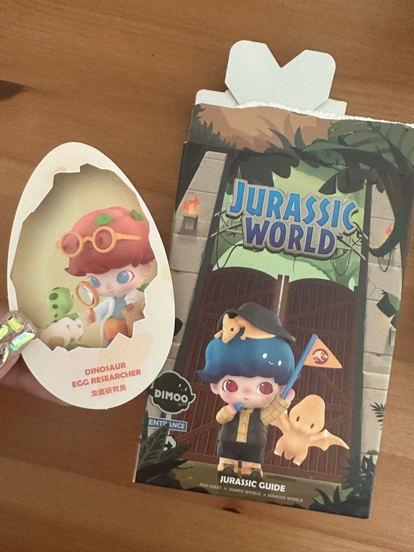 Pop Mart - Jurassic World - Dinosaur Egg Researcher, Hobbies & Toys ...