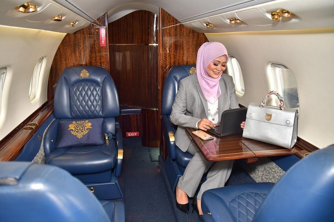 Private Jet Static Photoshoot / Private Aircraft Charter Trip, Services ...