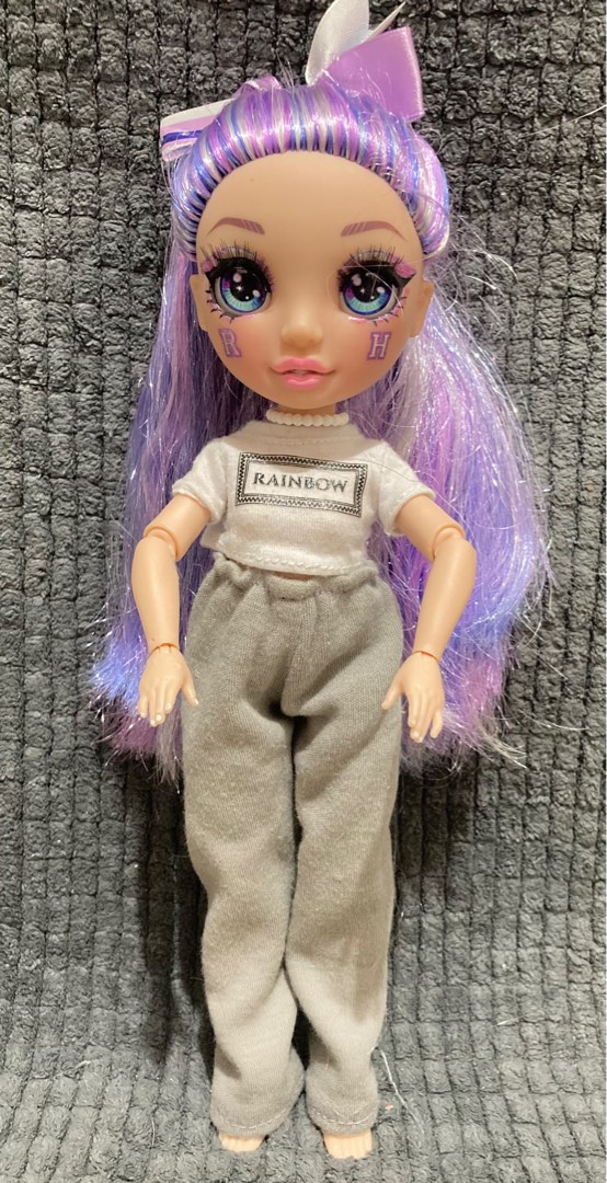 Rainbow High Cheer Violet Willow, Hobbies & Toys, Toys & Games on Carousell
