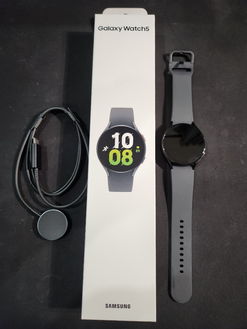 Samsung Galaxy Watch 5 (44mm), Men's Fashion, Watches & Accessories ...