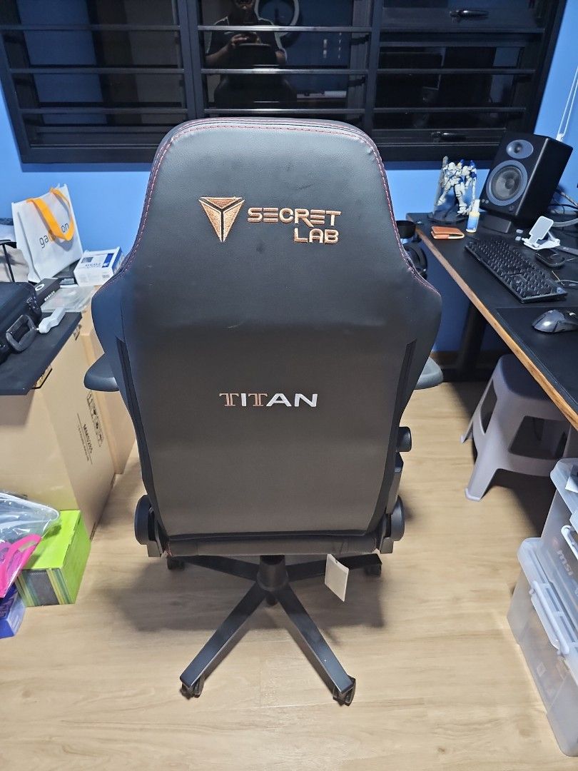 Secretlab TITAN 1ST GEN, Furniture & Home Living, Furniture, Chairs on ...