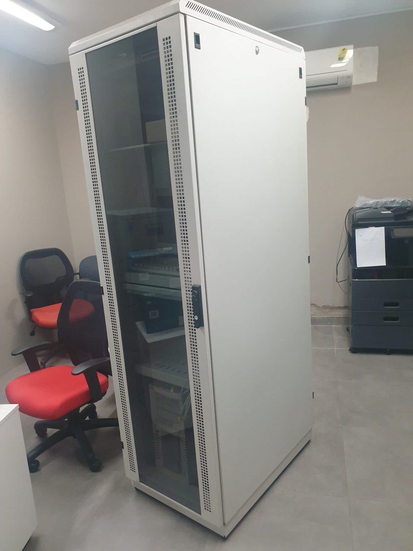 Server Rack, Furniture & Home Living, Furniture, Shelves, Cabinets ...