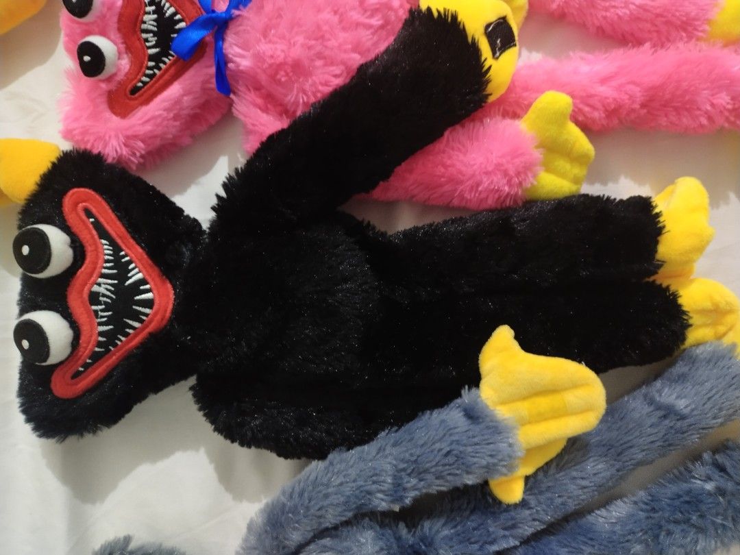 Set of Poppy Playtime Huggy Wuggy on Carousell