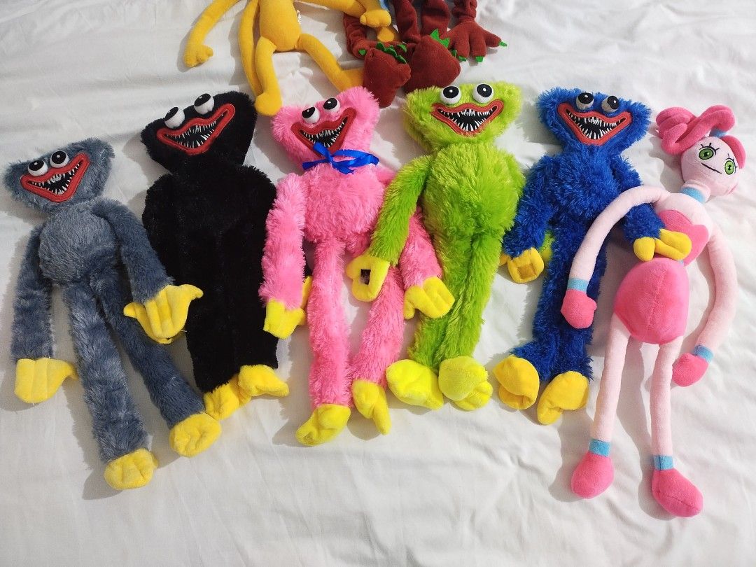 Set of Poppy Playtime Huggy Wuggy on Carousell