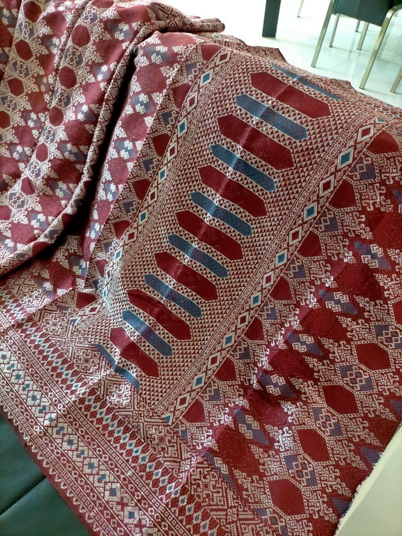 Songket Tenun + Selendang, Fesyen Wanita, Pakaian Wanita, Lainnya di Carousell