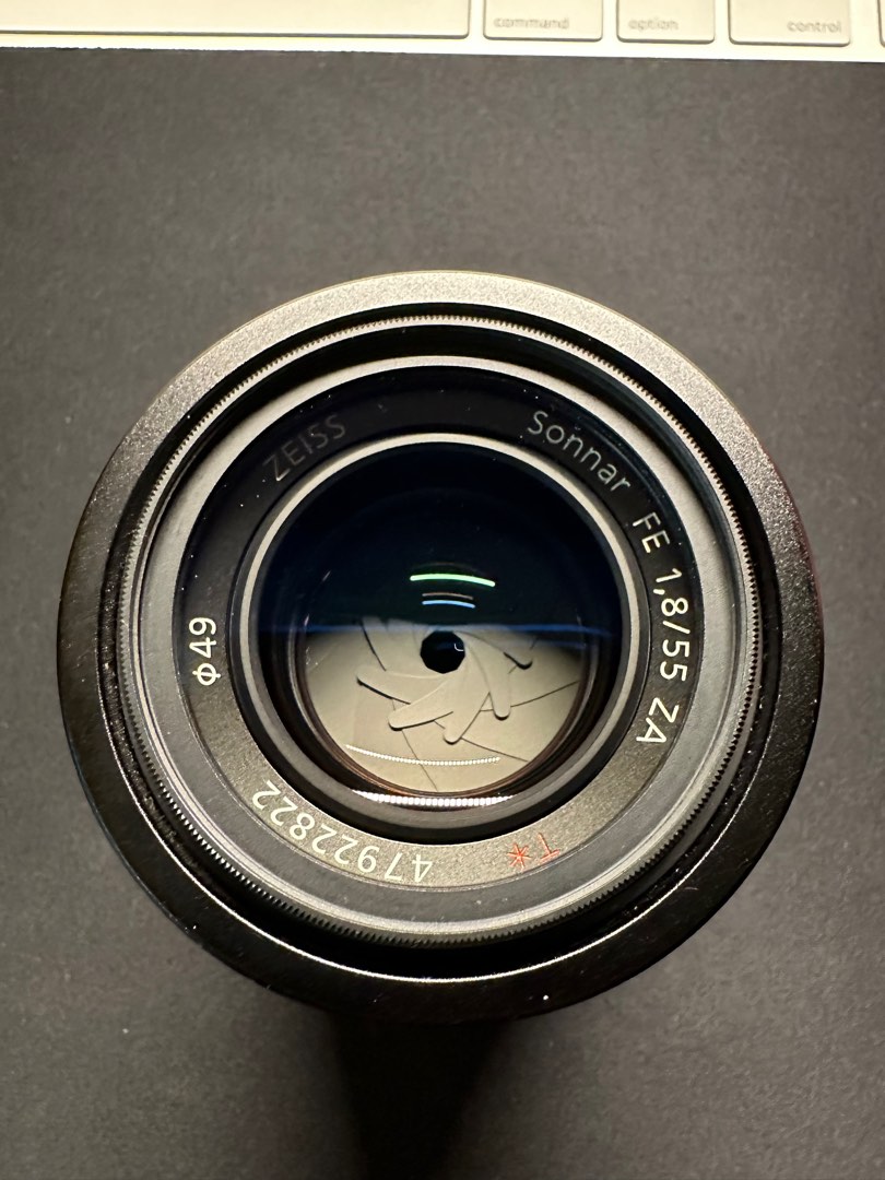 Sony 55mm 1.8 ZA, Photography, Lens & Kits on Carousell