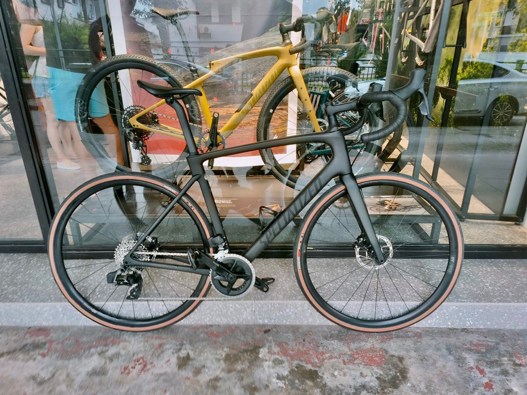 Specialized Roubaix Comp Full Bike Carbon Size 58, Sports Equipment ...