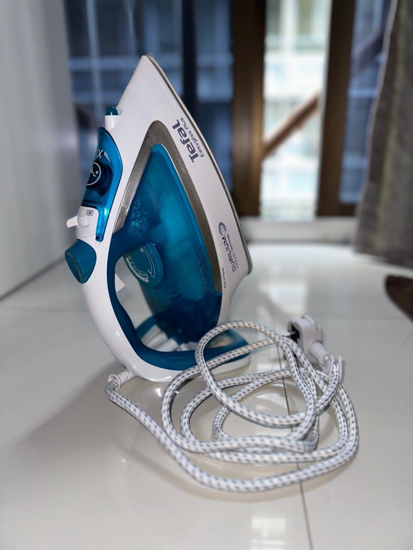 Tefal Easygliss Plus, TV & Home Appliances, Irons & Steamers on Carousell