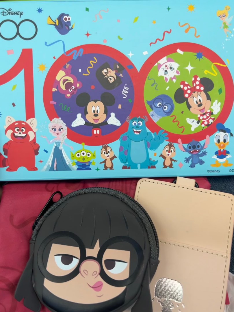 The Incredibles' Edna Mode Eco Tote Set, Hobbies & Toys, Toys & Games ...