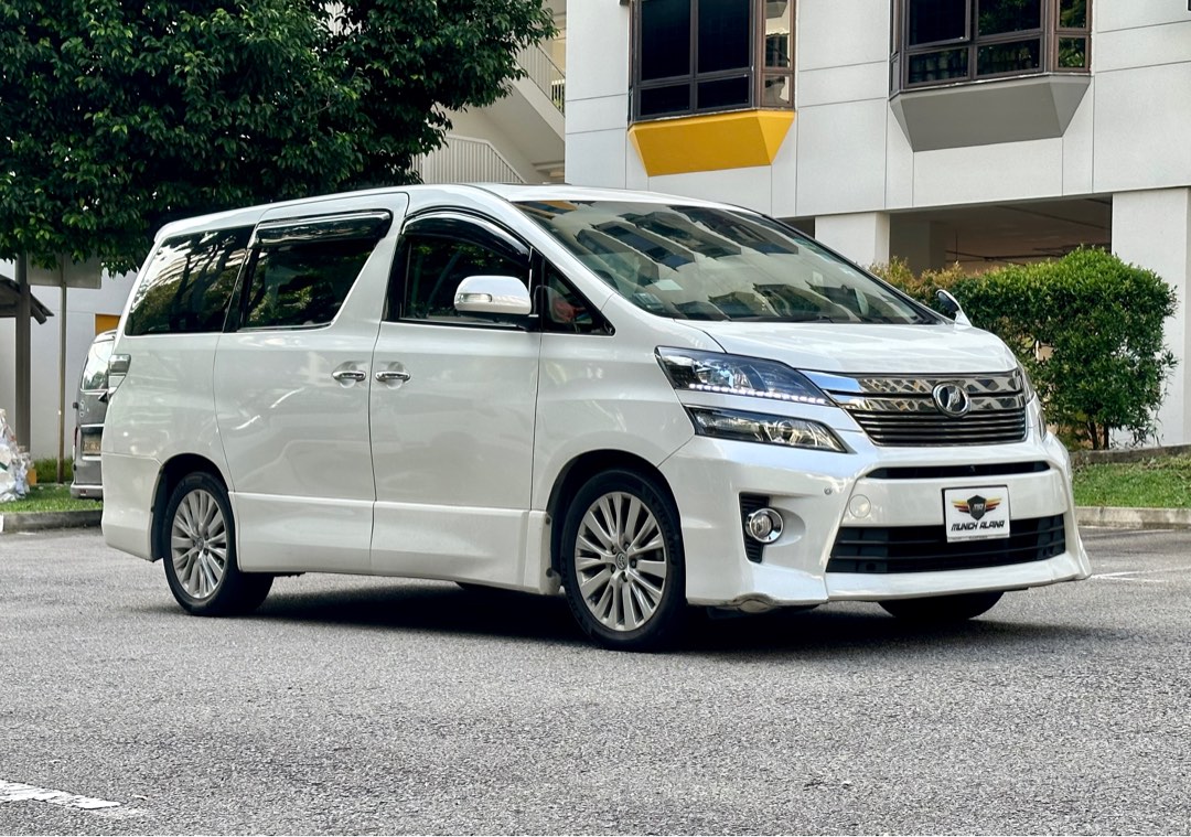 Toyota Vellfire 2.4A Z Auto, Cars, Used Cars on Carousell