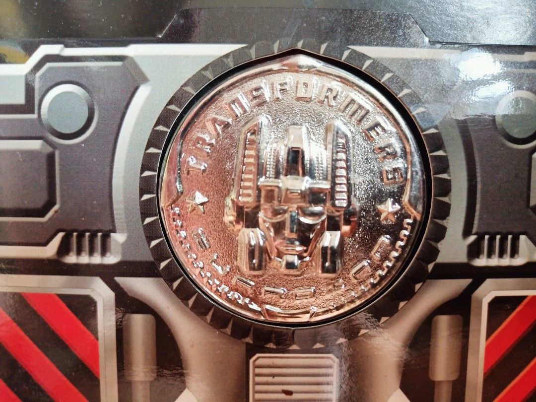 Transformers united warriors defensor guardian coin, Hobbies & Toys ...