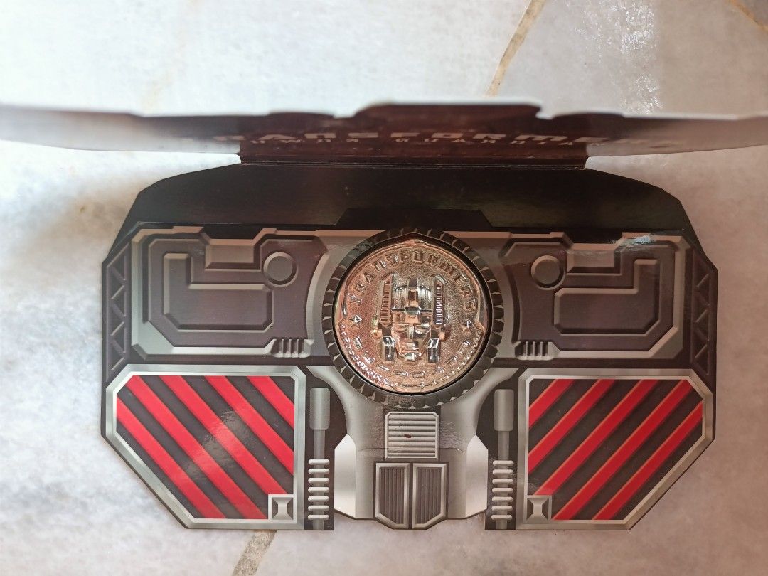 Transformers united warriors defensor guardian coin, Hobbies & Toys ...