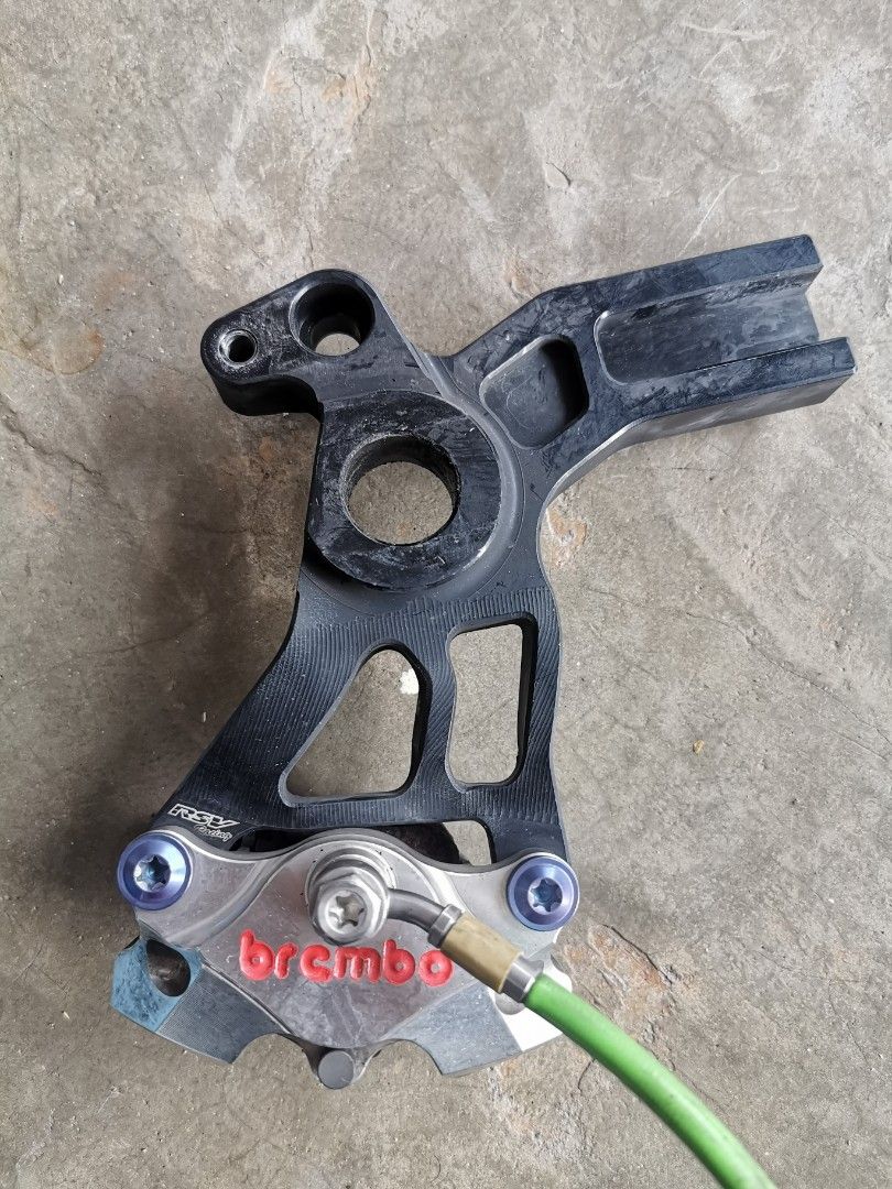 Underslung bracket for Kawasaki ZX10R gen 4, Motorcycles, Motorcycle Accessories on Carousell