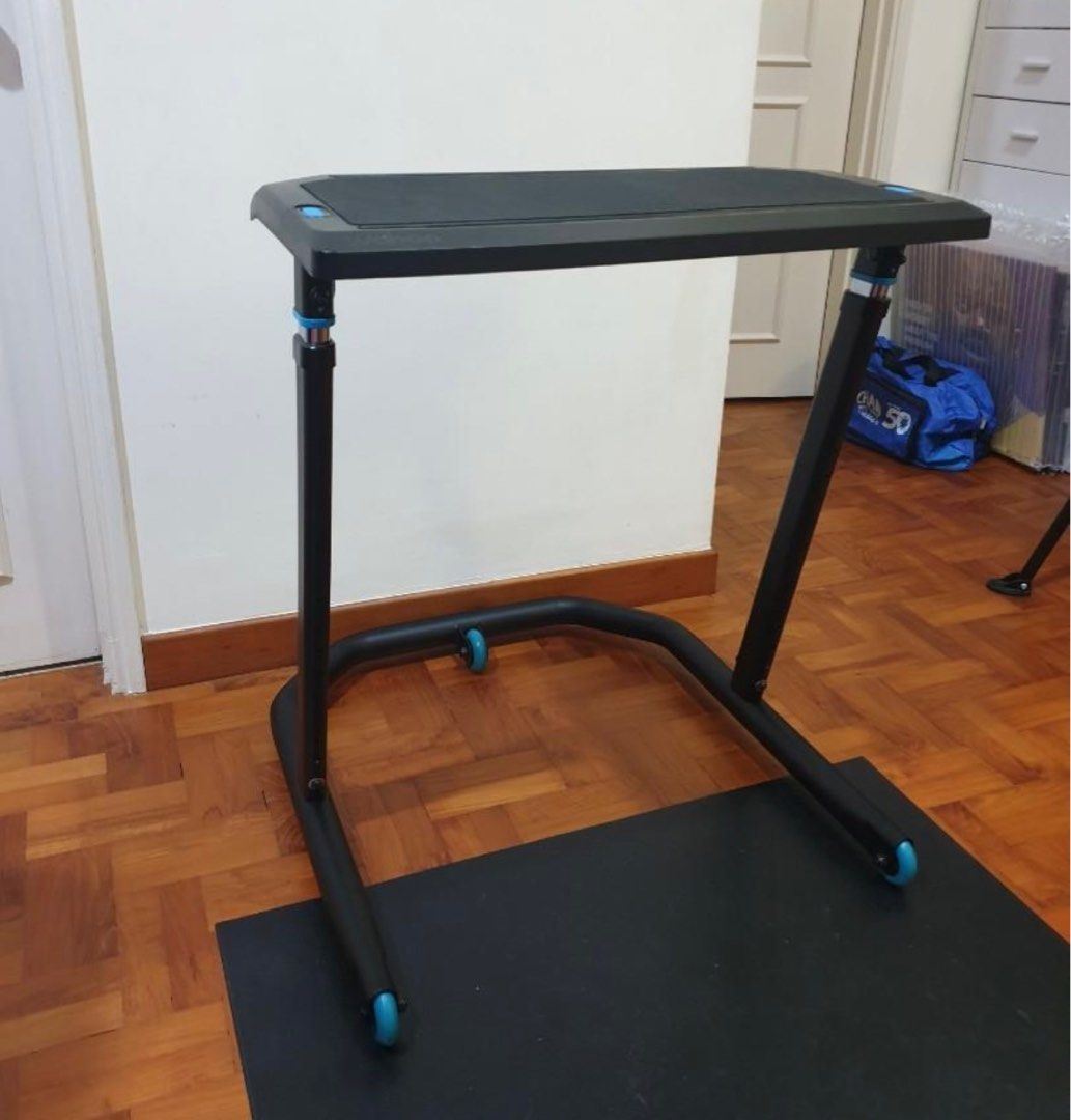 Wahoo KICKR (Smart trainer) with Wahoo Table, Sports Equipment ...