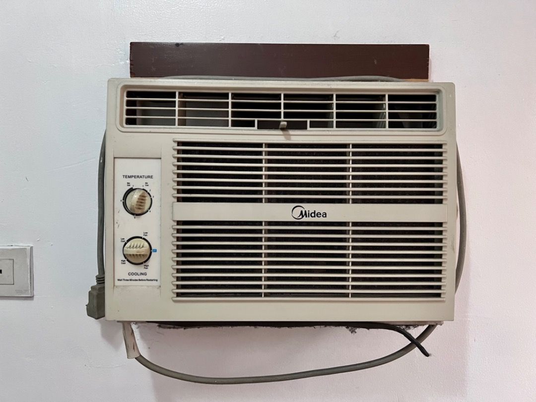 Window Type Aircon 0.5 HP Non Inveter, TV & Home Appliances, Air ...