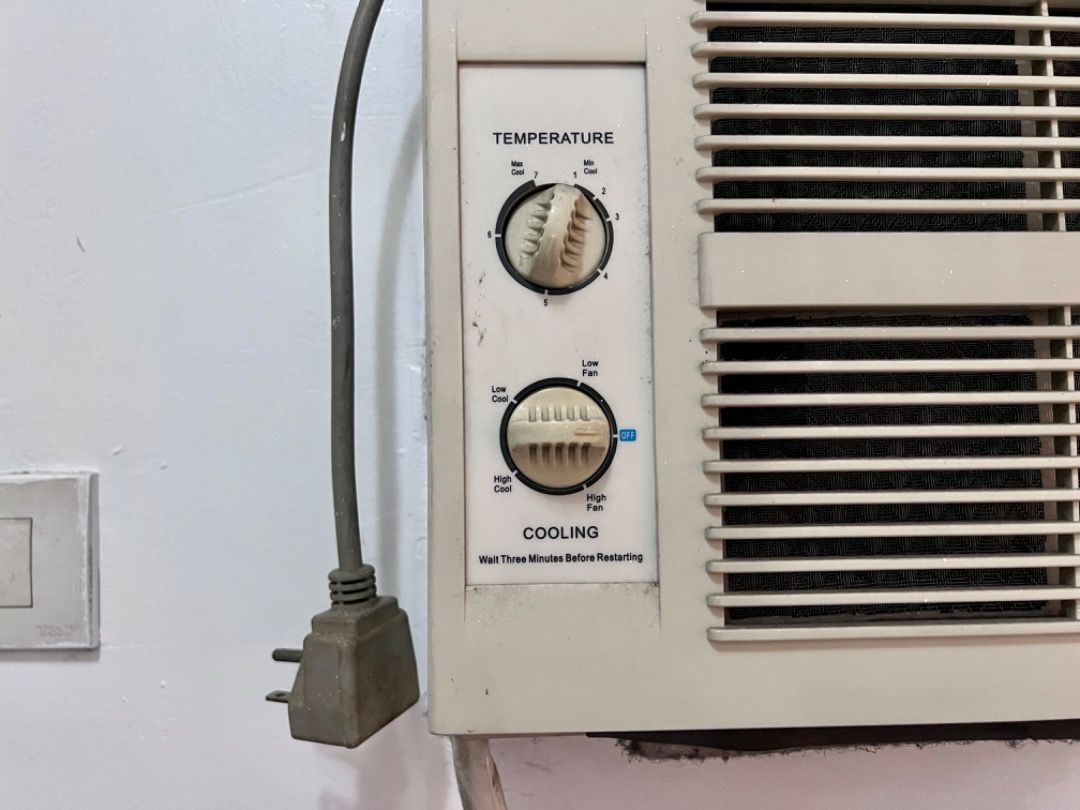 Window Type Aircon 0.5 HP Non Inveter, TV & Home Appliances, Air ...