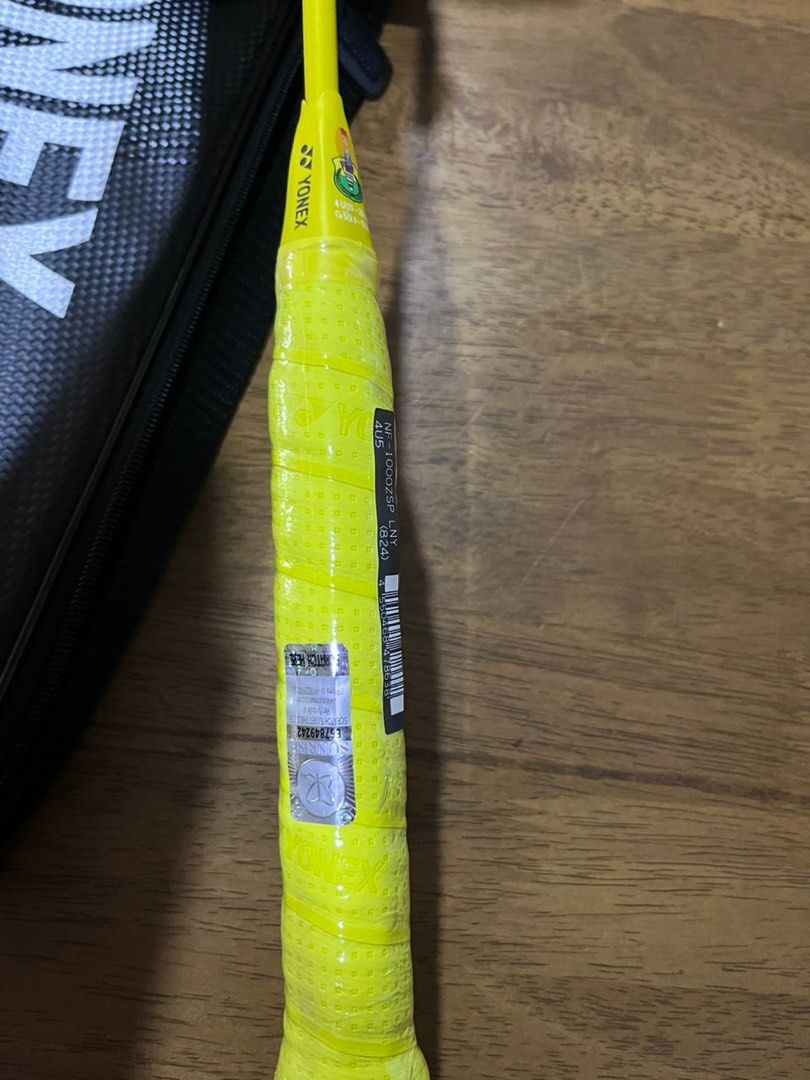 Yonex Nanoflare 1000Z, Sports Equipment, Sports & Games, Racket & Ball ...