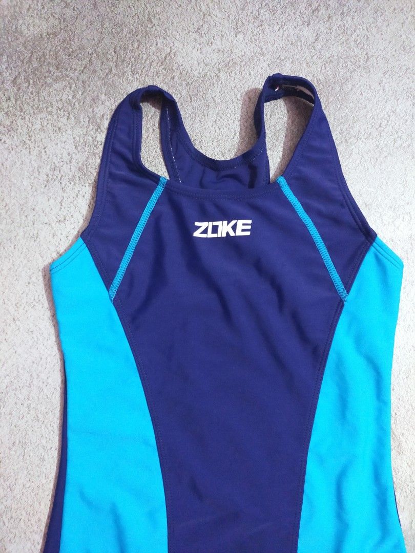 ZOKE GIRL'S ONE PIECE TRAINING SWIMSUIT on Carousell