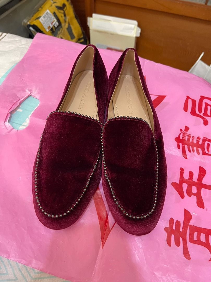 二手鞋 」 COACH 女版休閒鞋 7C（暗紅）鐵2-5, 她的時尚, 鞋類, 平底鞋、休閒鞋在旋轉拍賣